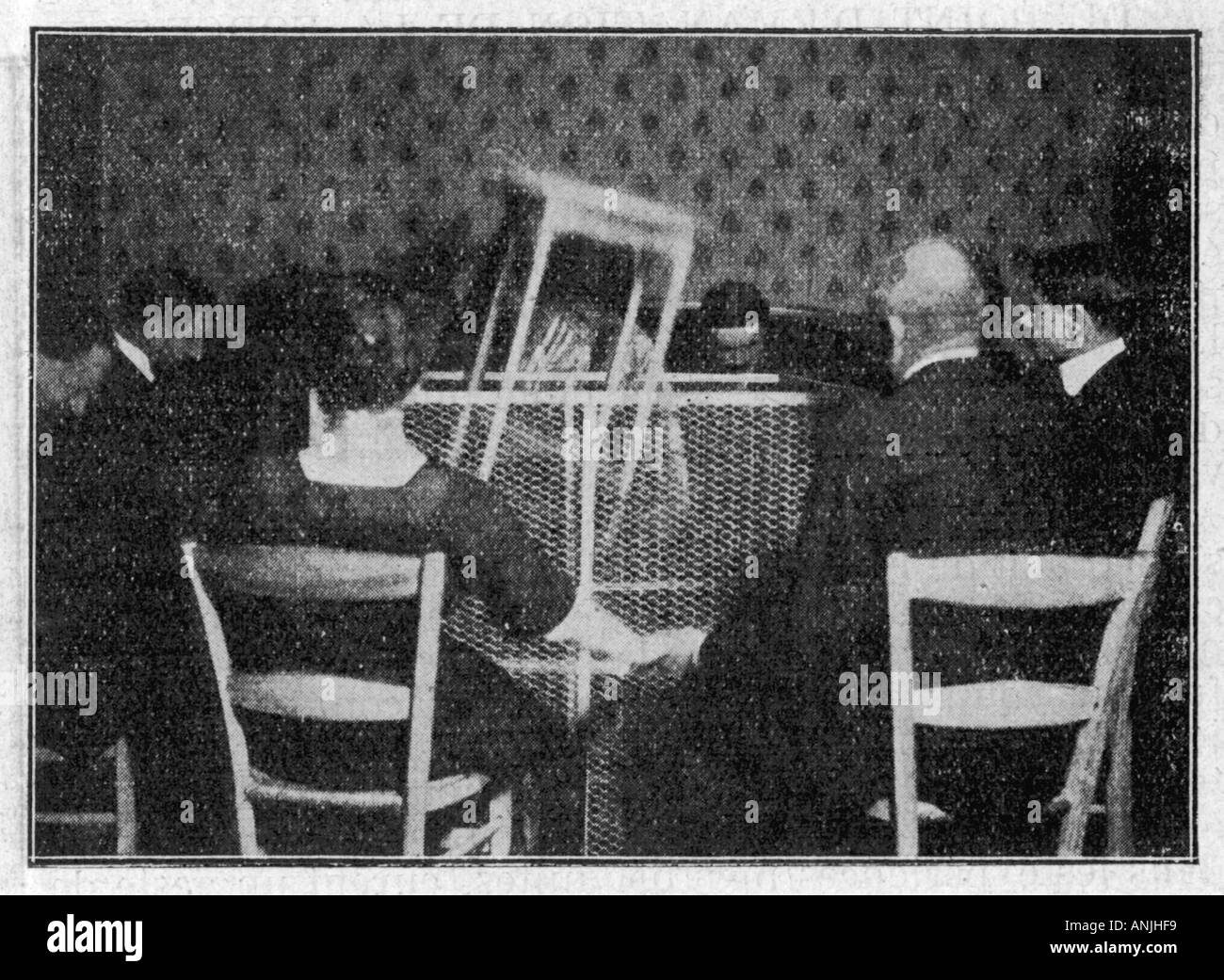 Mediumship hi-res stock photography and images - Alamy