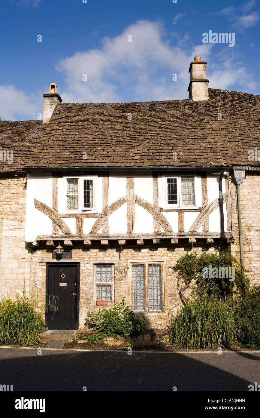 Timber frame jetty hi-res stock photography and images - Alamy