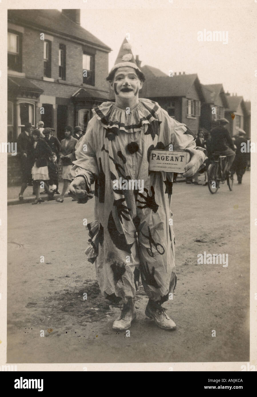 Pageant clown hi-res stock photography and images - Alamy