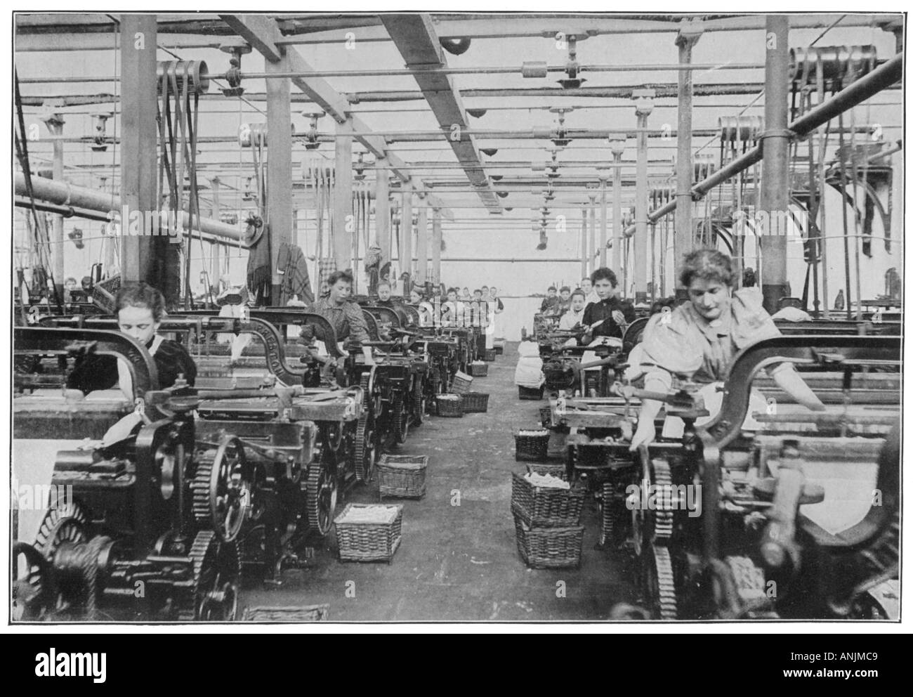 Cotton mill lancashire hi-res stock photography and images - Alamy