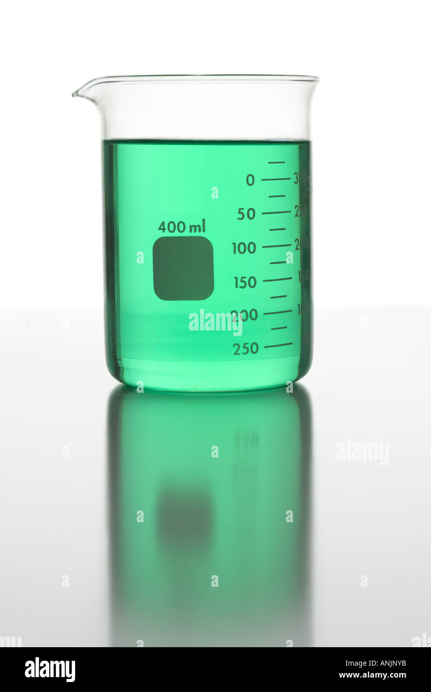 Laboratory beaker filled green color hi-res stock photography and ... Laboratory beaker filled green color hi-res stock photography and ...