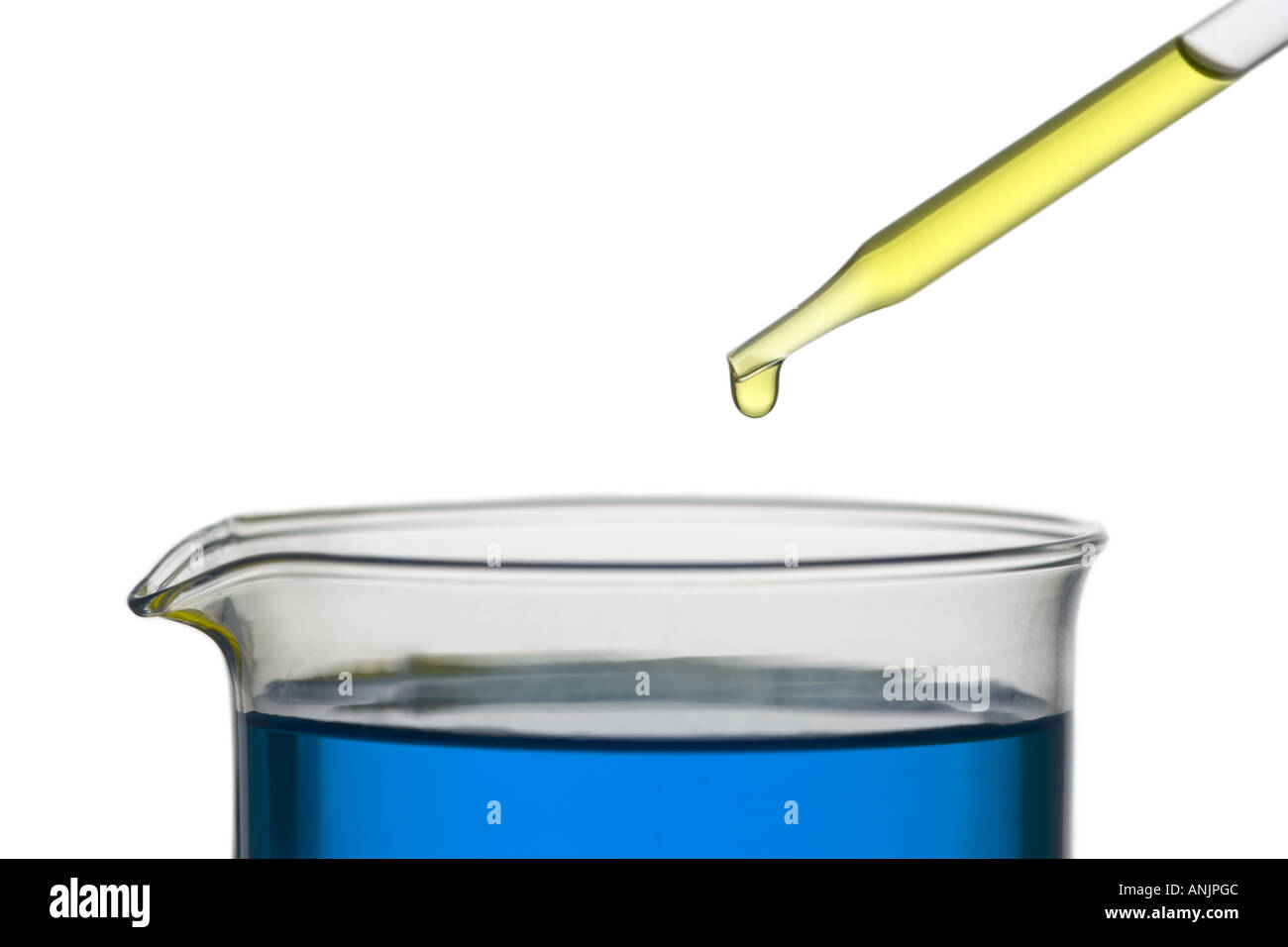 Dropped liquid hi-res stock photography and images - Alamy