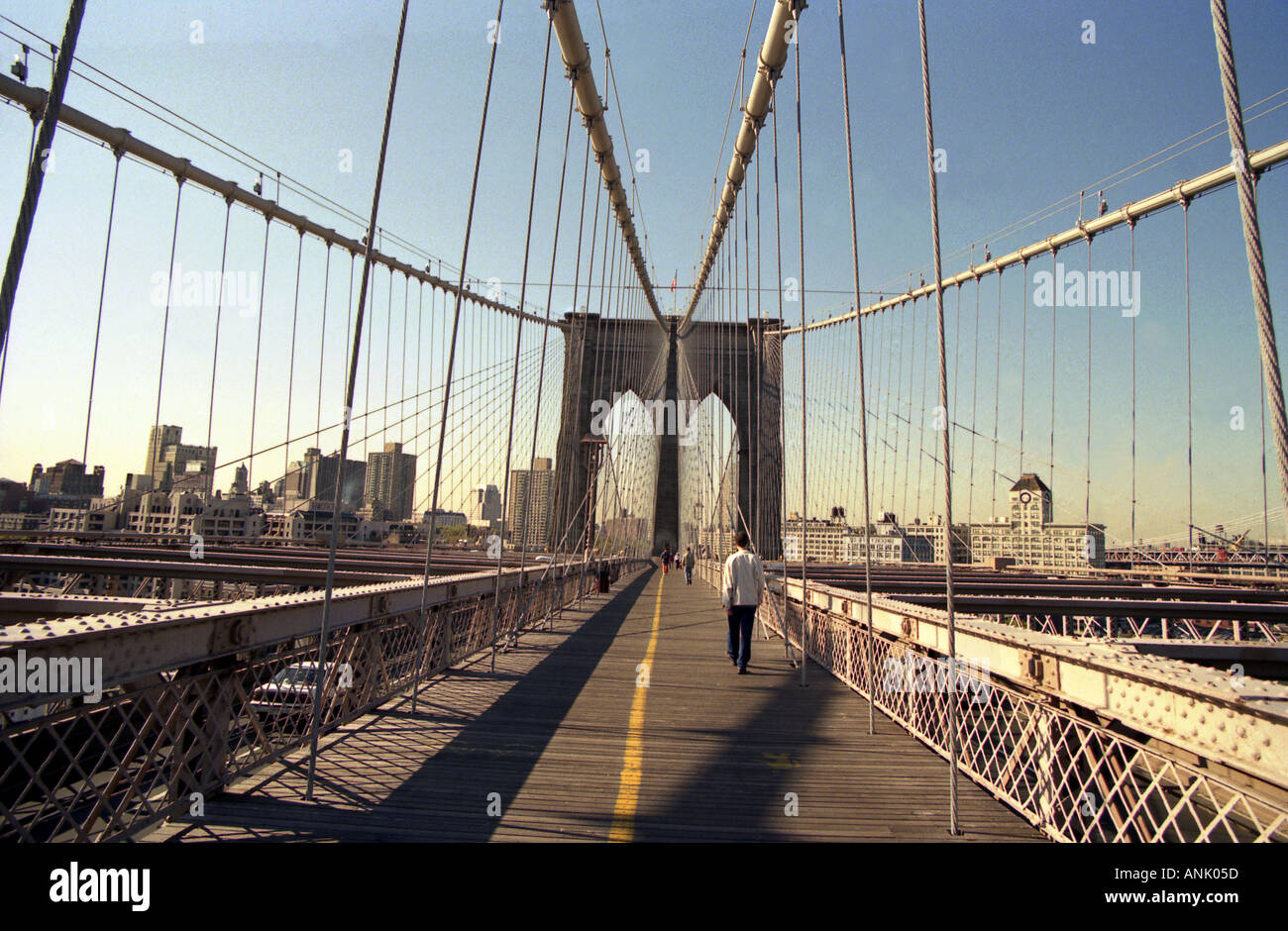 Portrait view brooklyn bridge hi-res stock photography and images - Alamy