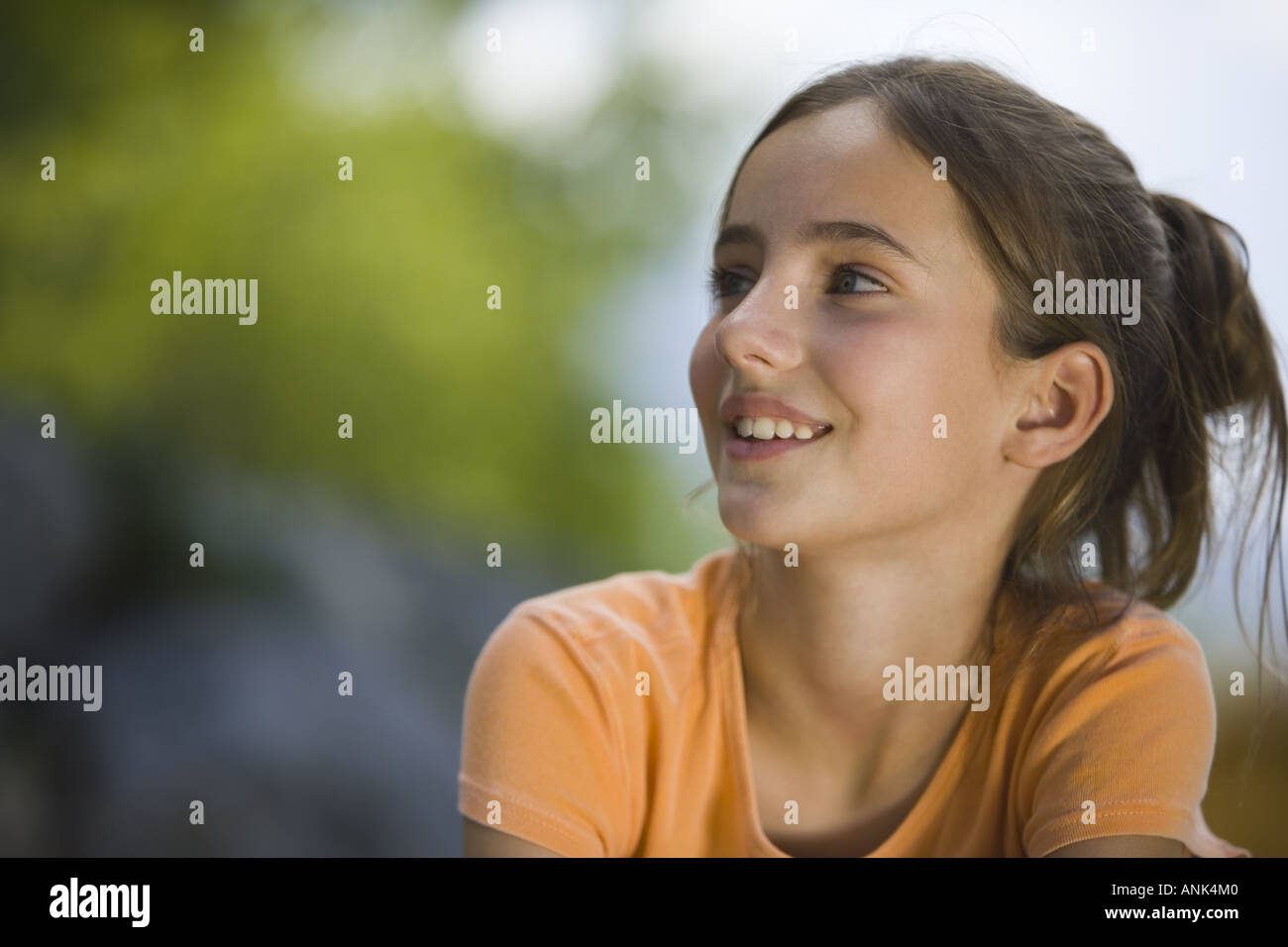 Long haired tween girl hi-res stock photography and images - Alamy