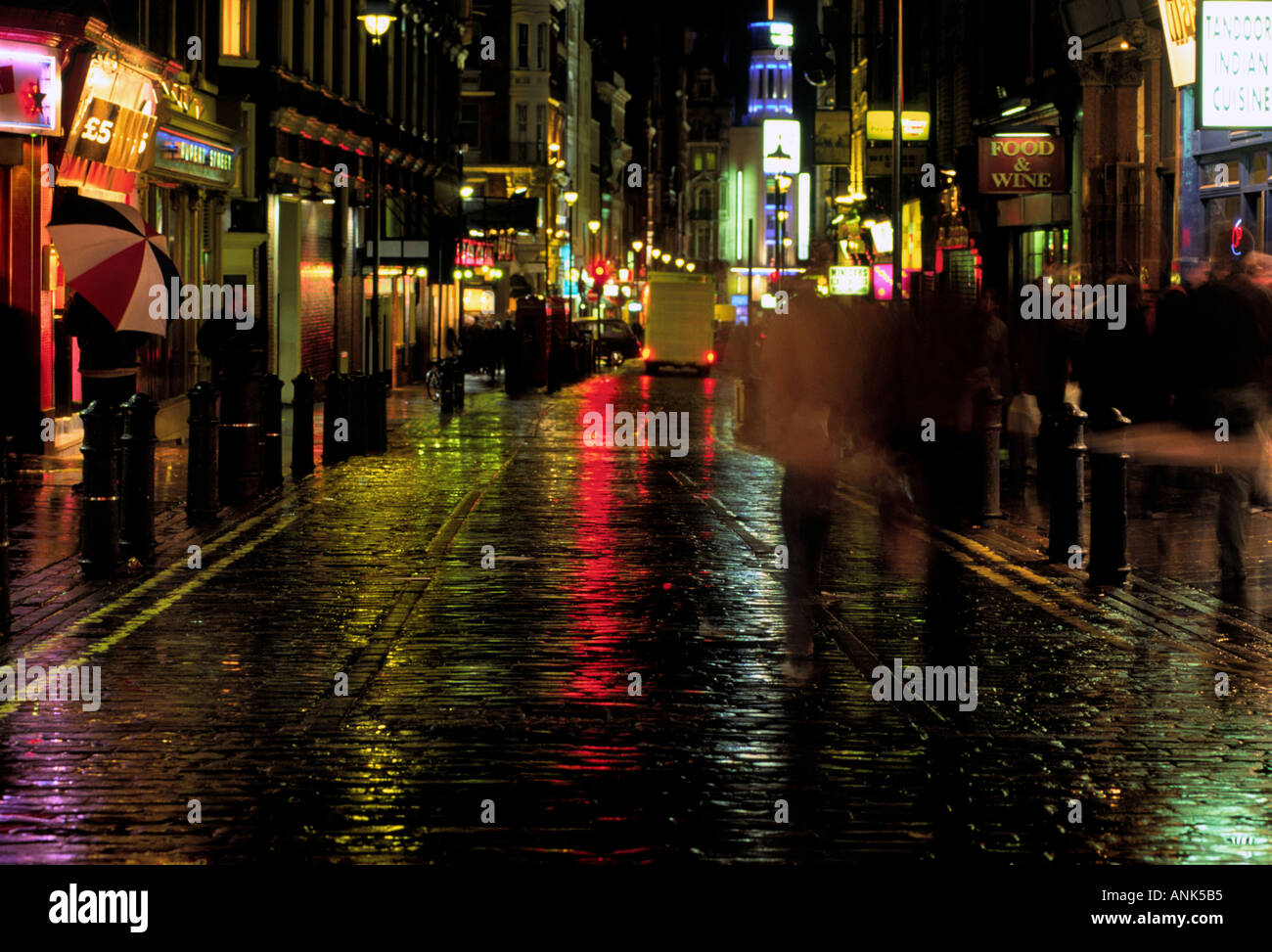 London Street Night Wet High Resolution Stock Photography and Images ...