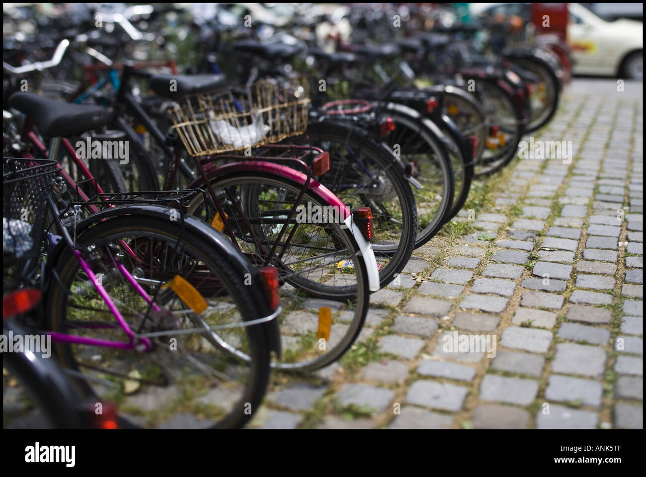 Row of bicycles Stock Photo - Alamy
