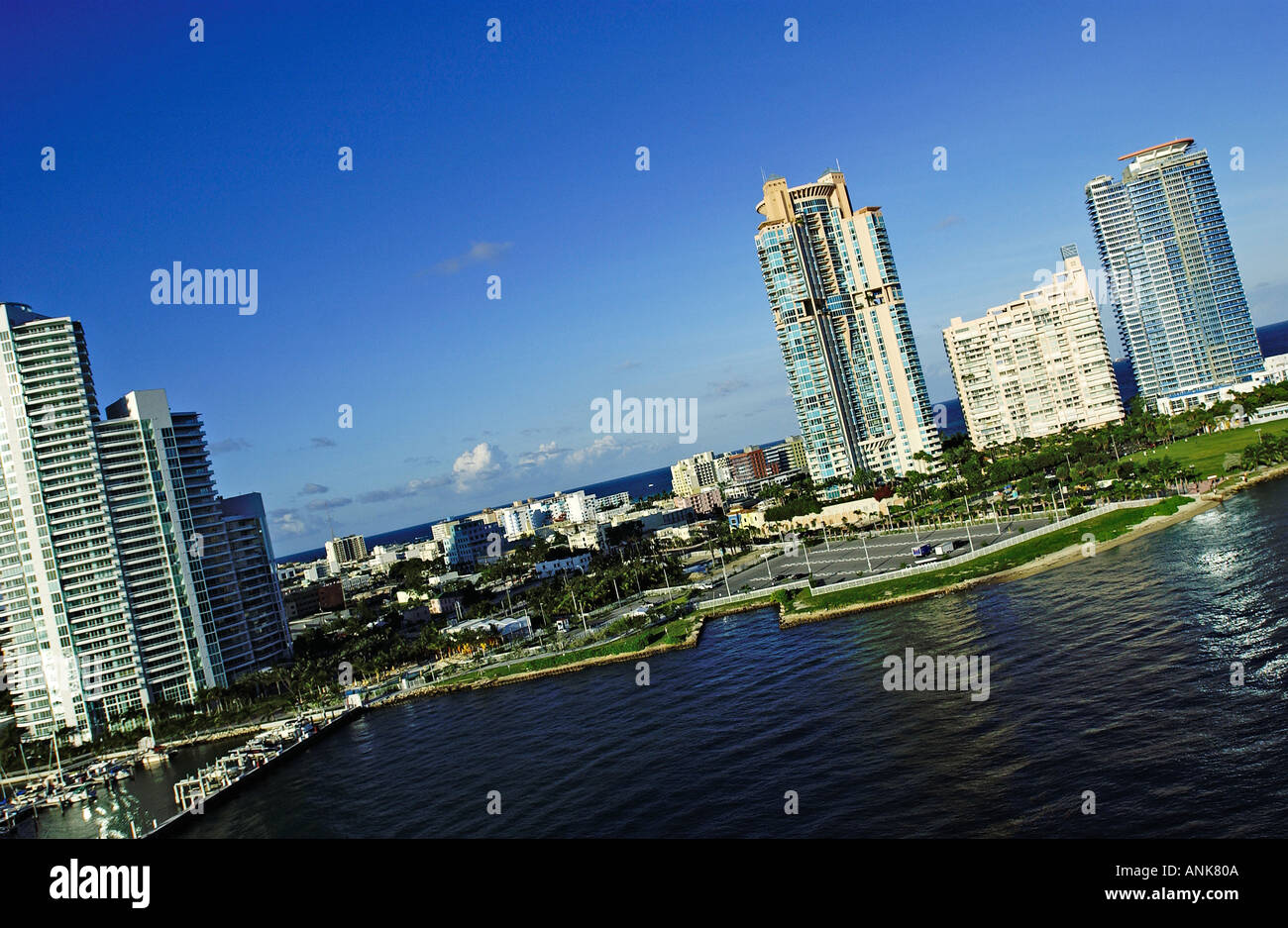 Caribbean sea seaside oceanfront resort hi-res stock photography and ...