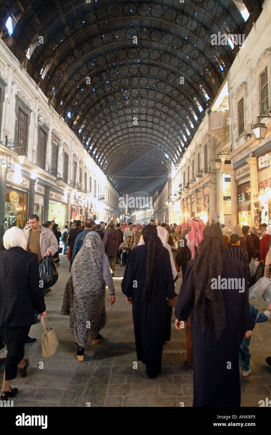 Interior of the market in Damascus Stock Photo - Alamy