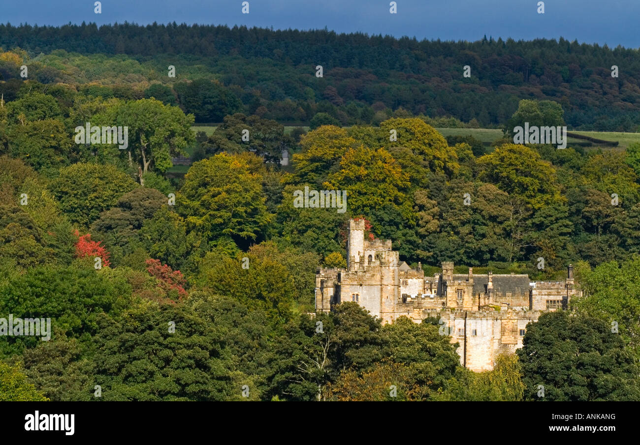 View of Haddon Hall near Bakewell in the Peak District National Park ...
