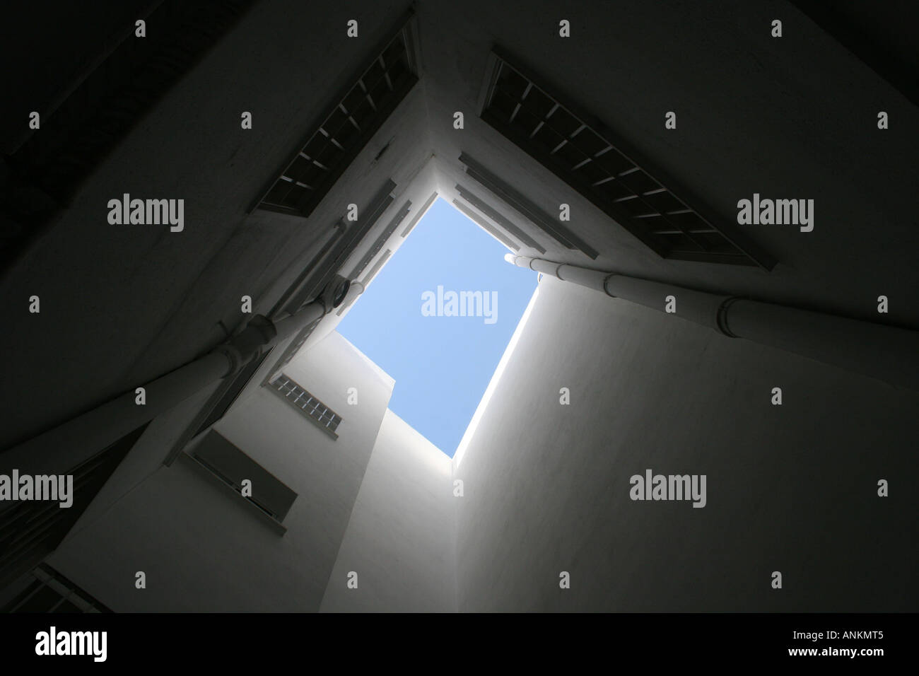 Very narrow gap walls hi-res stock photography and images - Alamy