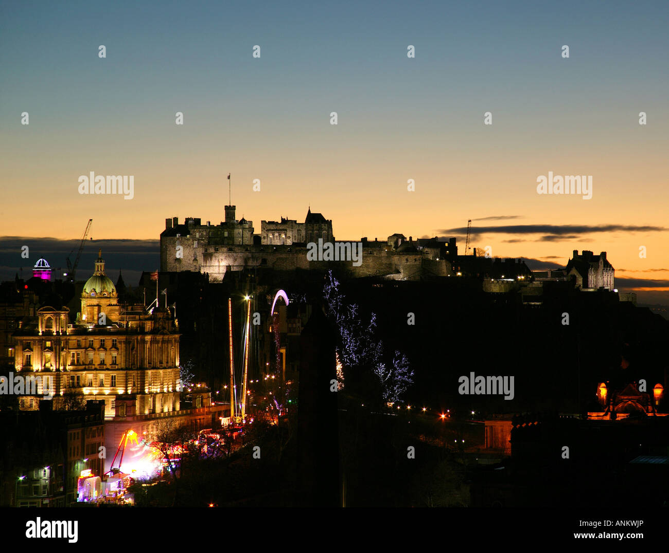 Edinburgh cityscape dusk scotland december hi-res stock photography and ...