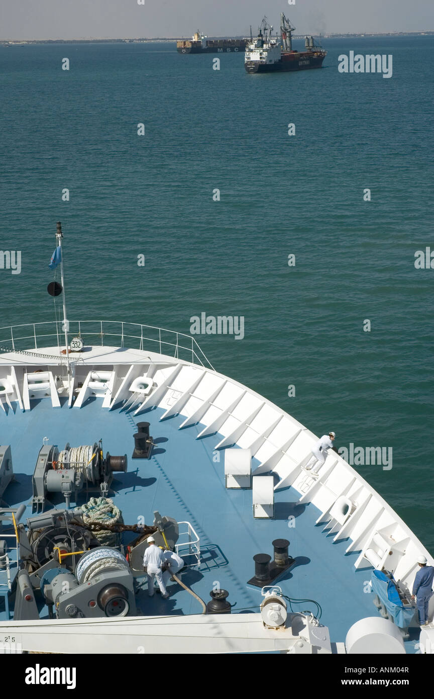 Ships waiting to enter the Suez Canal Stock Photo - Alamy Ships waiting to enter the Suez Canal Stock Photo - Alamy