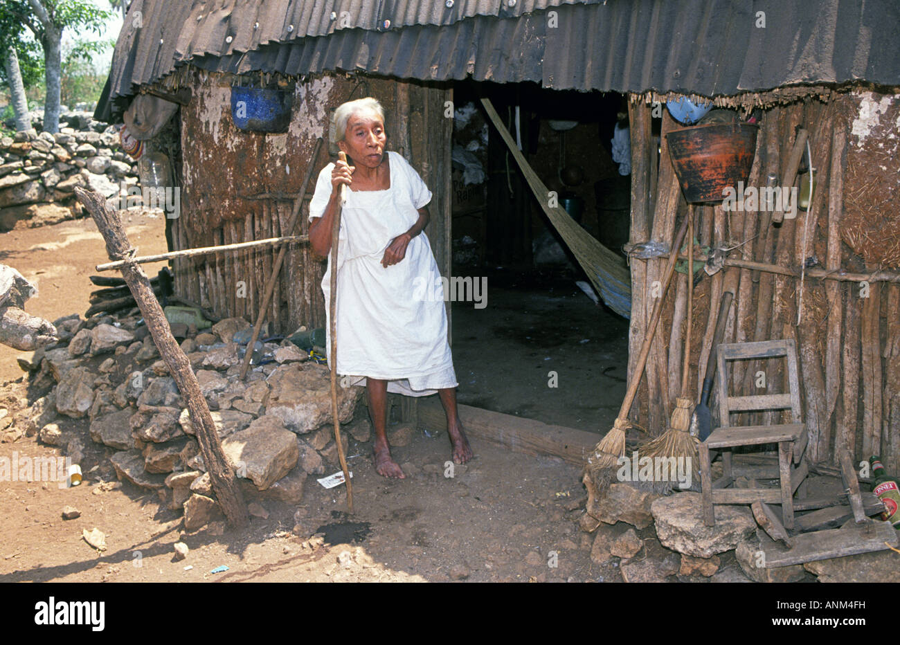 Descendants of the maya hi-res stock photography and images - Alamy