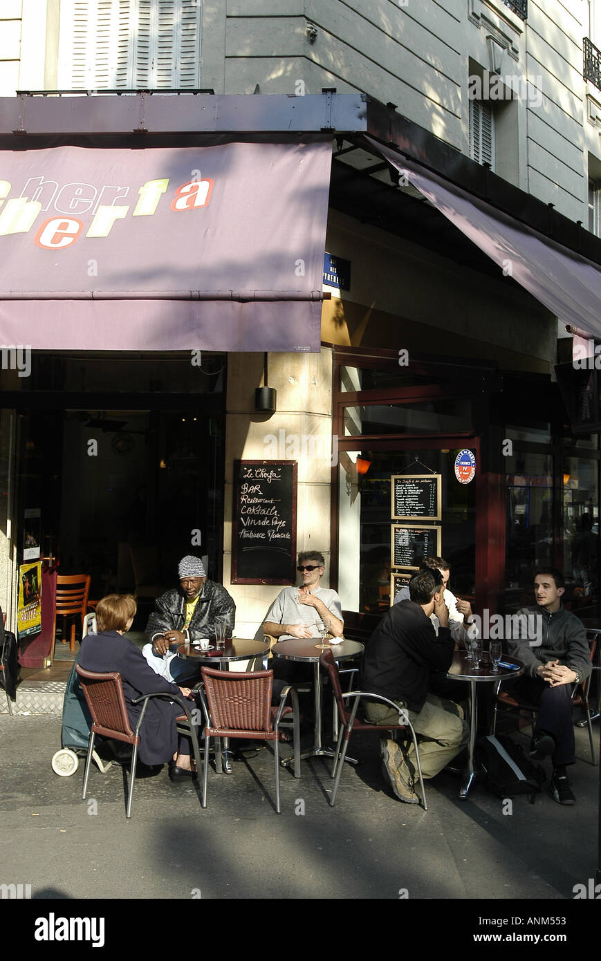 A typical French cafe Stock Photo - Alamy