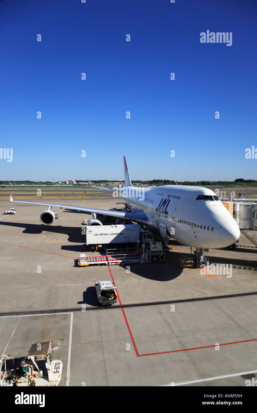 Japan Airlines JAL Boeing 747 400, New Tokyo International Airport ...