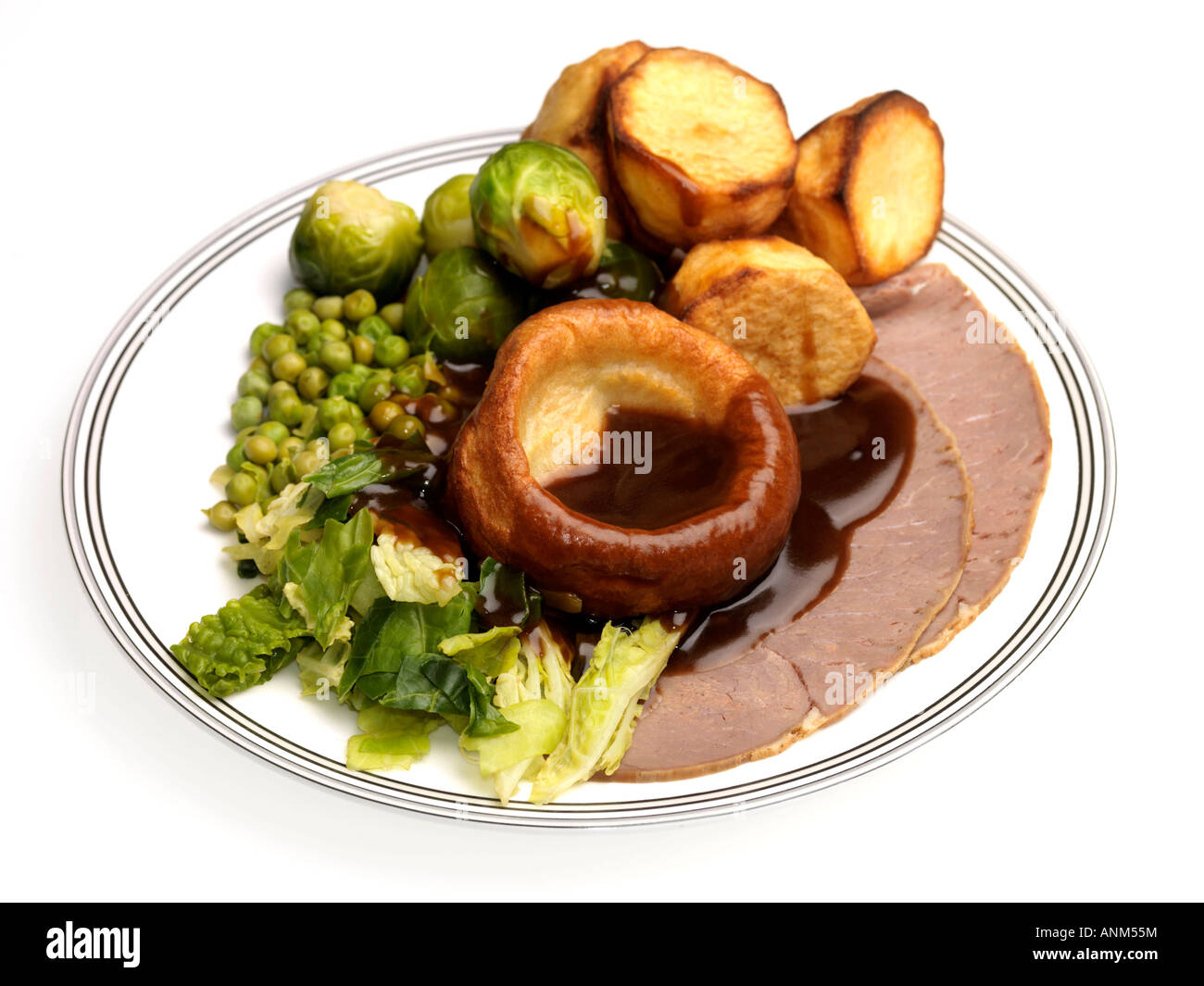 Roast beef and yorkshire pudding Cut Out Stock Images & Pictures - Alamy