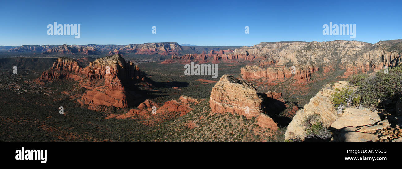 Panorama of the Sedona, Arizona area from the top of a nearby cliff ...