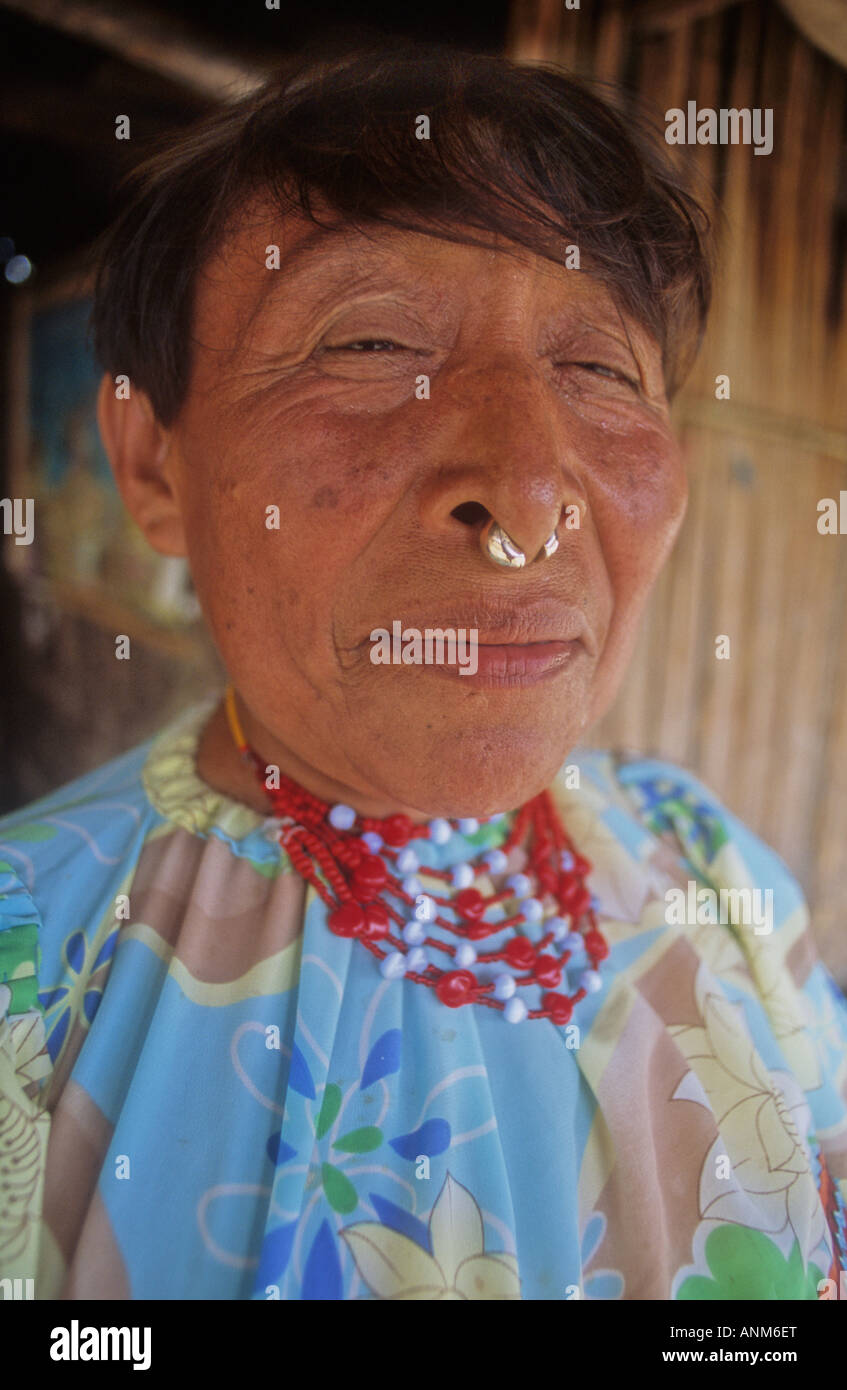"Kuna Yala" woman portrait Panama Stock Photo - Alamy