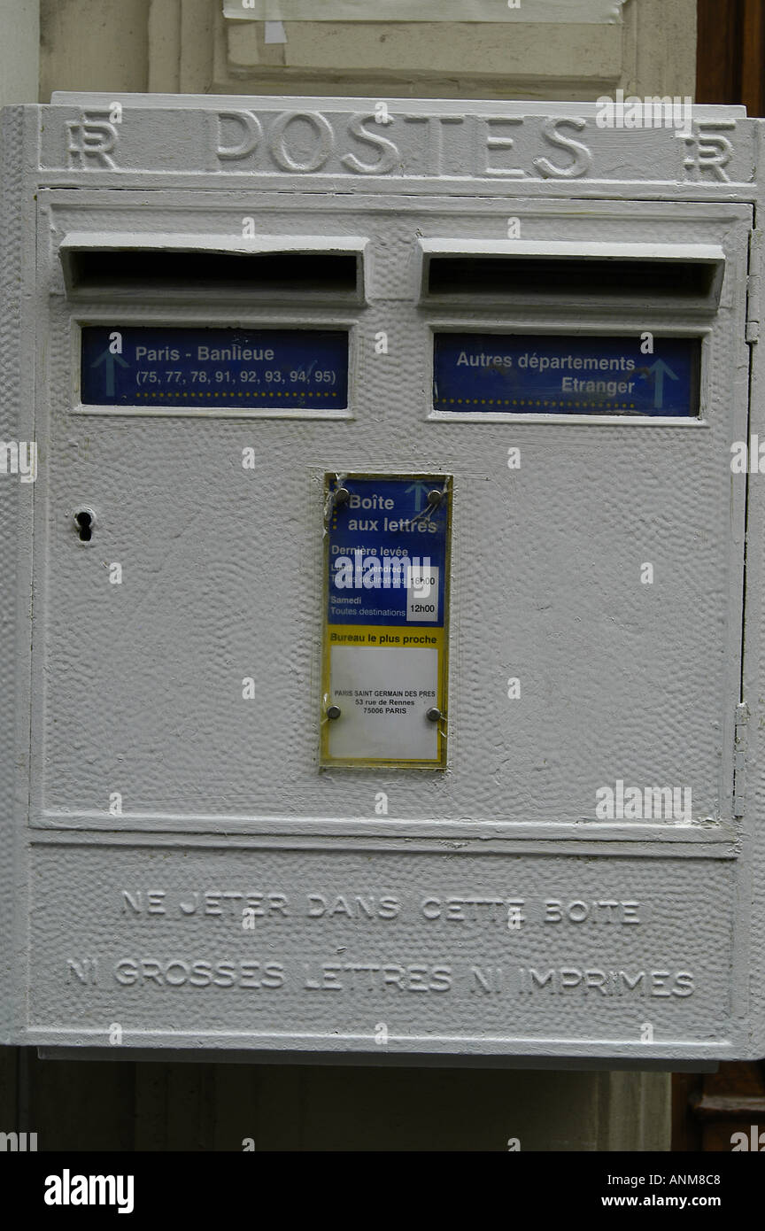 post office paris postes france Stock Photo - Alamy