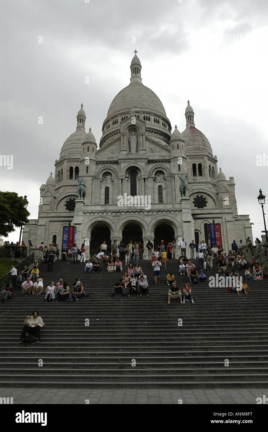 sacre coeur church montmartre paris france Stock Photo - Alamy