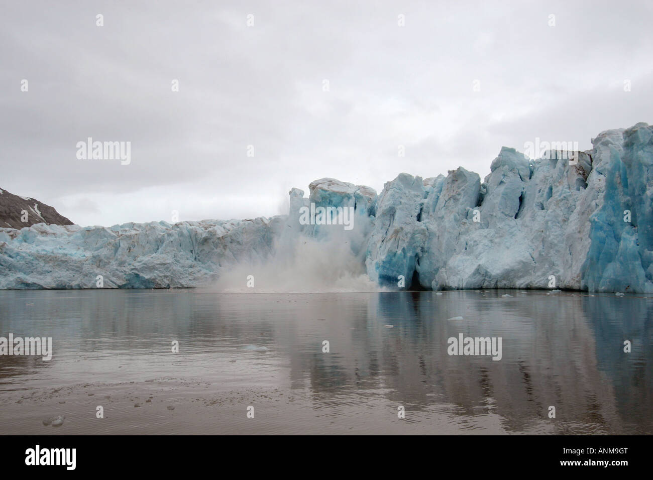 calving front of glacier in Spitsbergen Stock Photo - Alamy