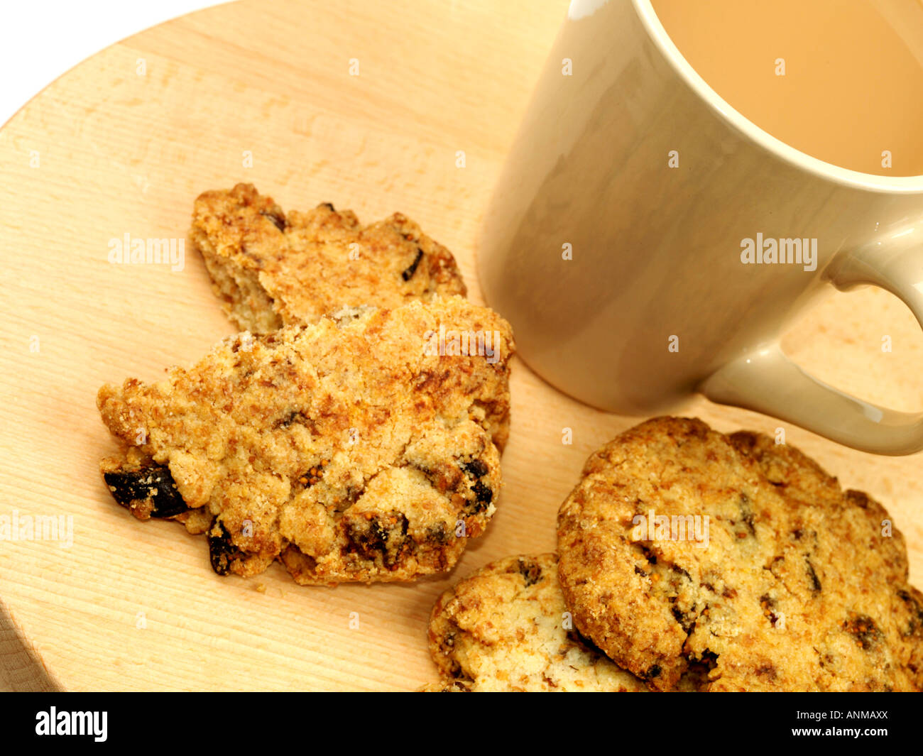 Ginger and fig biscuits homemade hi-res stock photography and images ...