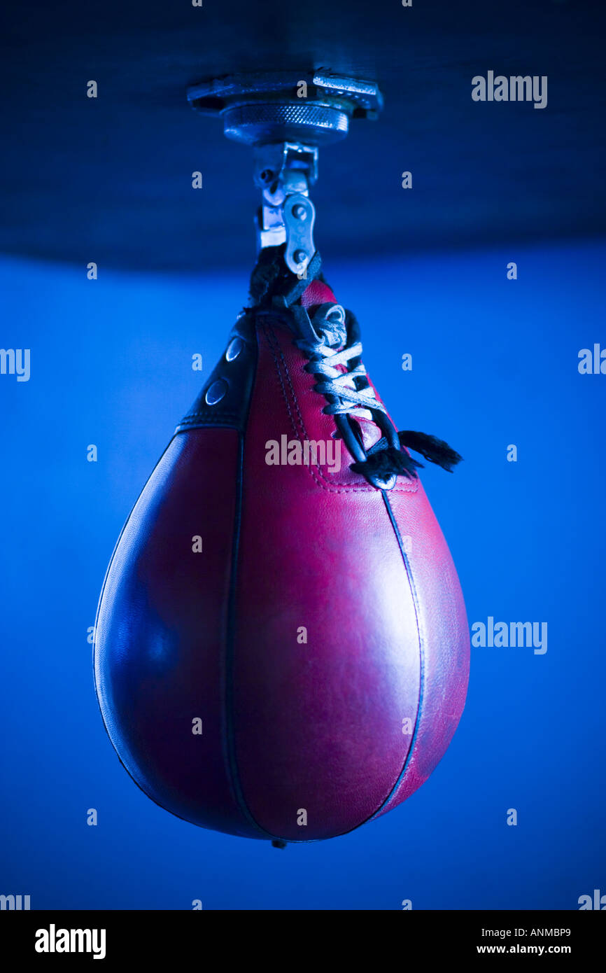 Boxing fighting punching bag hi-res stock photography and images - Alamy