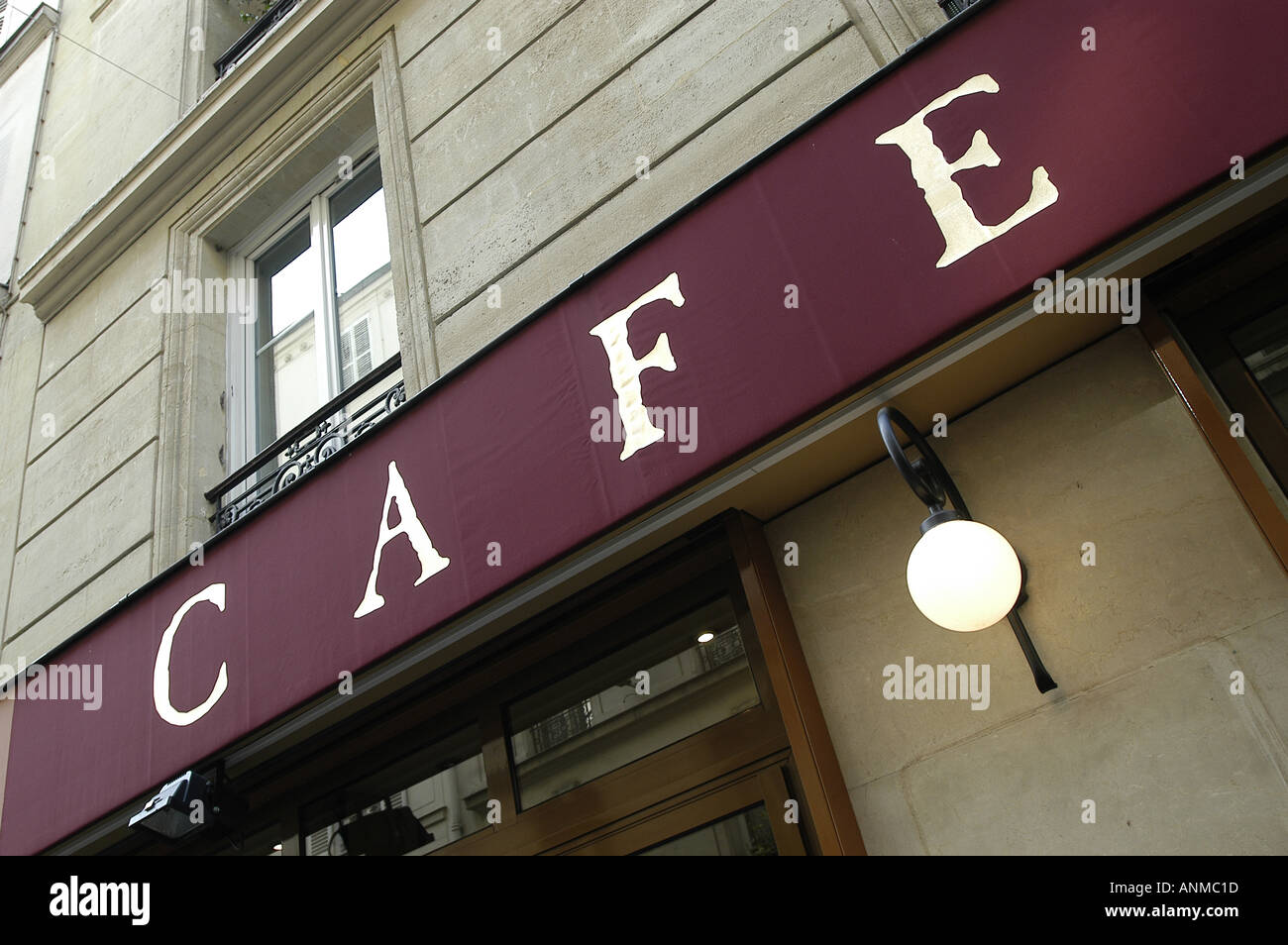 Café Paris France Sign Stock Photo - Alamy