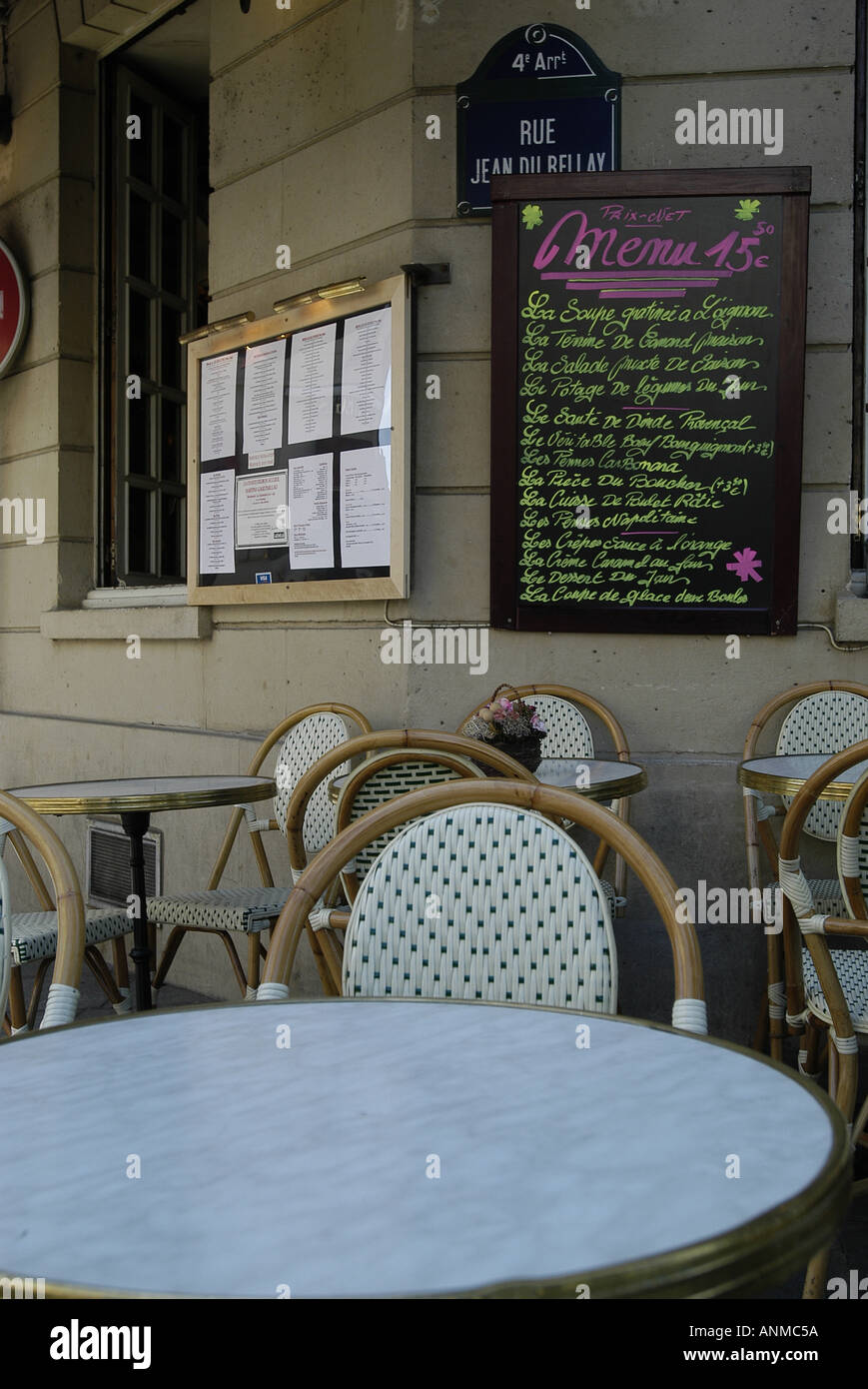 Café Menu Board Food Paris France vertical Stock Photo - Alamy