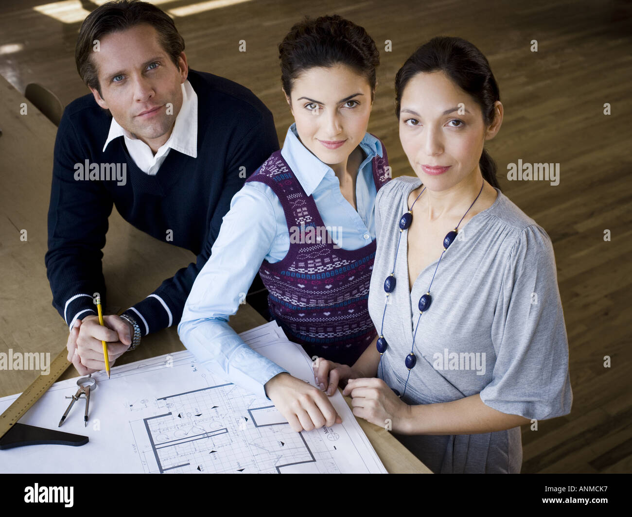 2 hands holding a architectural plan hi-res stock photography and ...