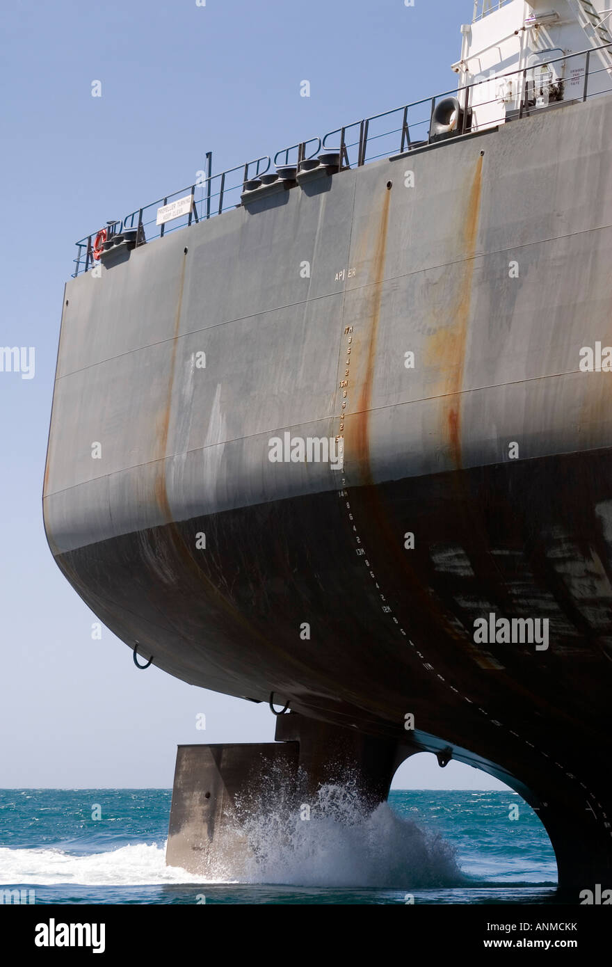 Ship Propeller Water Stock Photos & Ship Propeller Water Stock Images ...