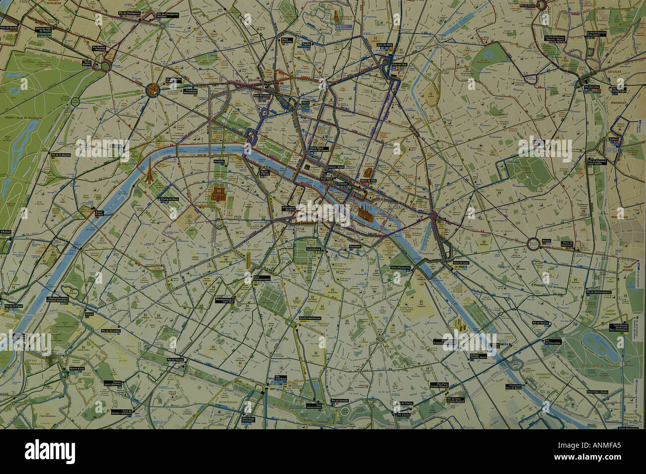 A map of Paris's public transportation routes Stock Photo - Alamy