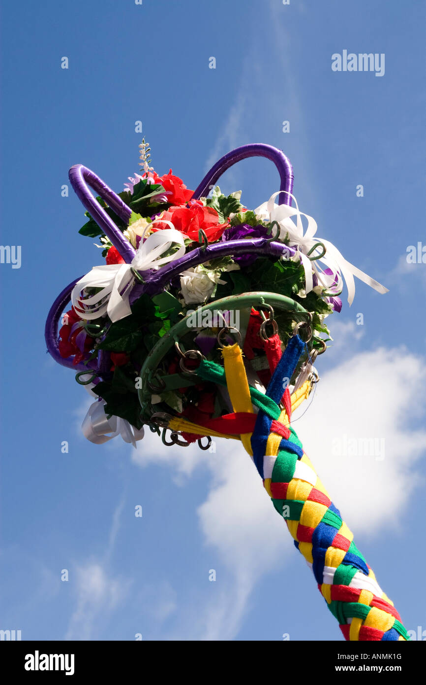 Maypole Dancing Uk Village Green Stock Photos & Maypole Dancing Uk ...