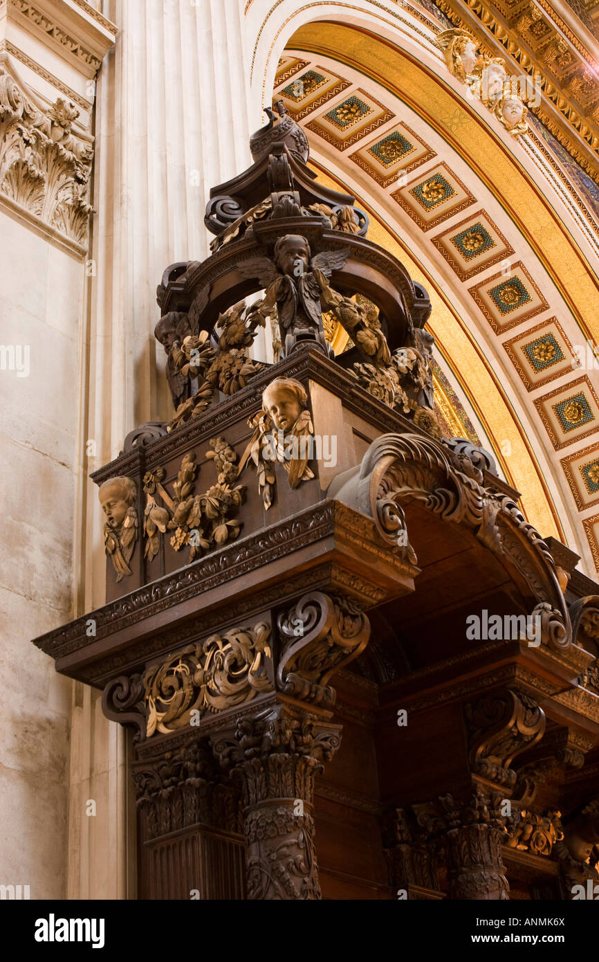 Bishops throne hi-res stock photography and images - Alamy