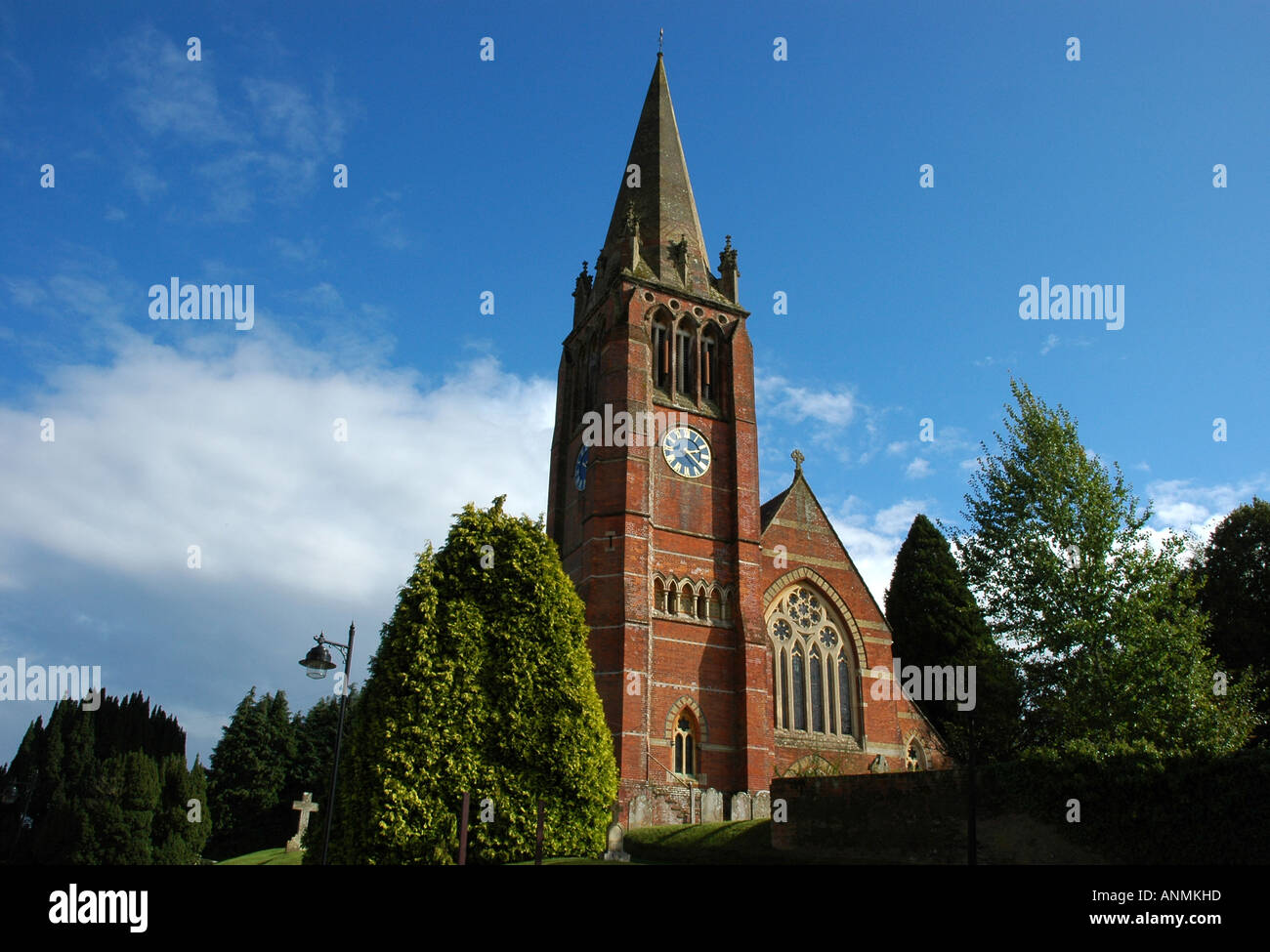 Church in england hi-res stock photography and images - Alamy