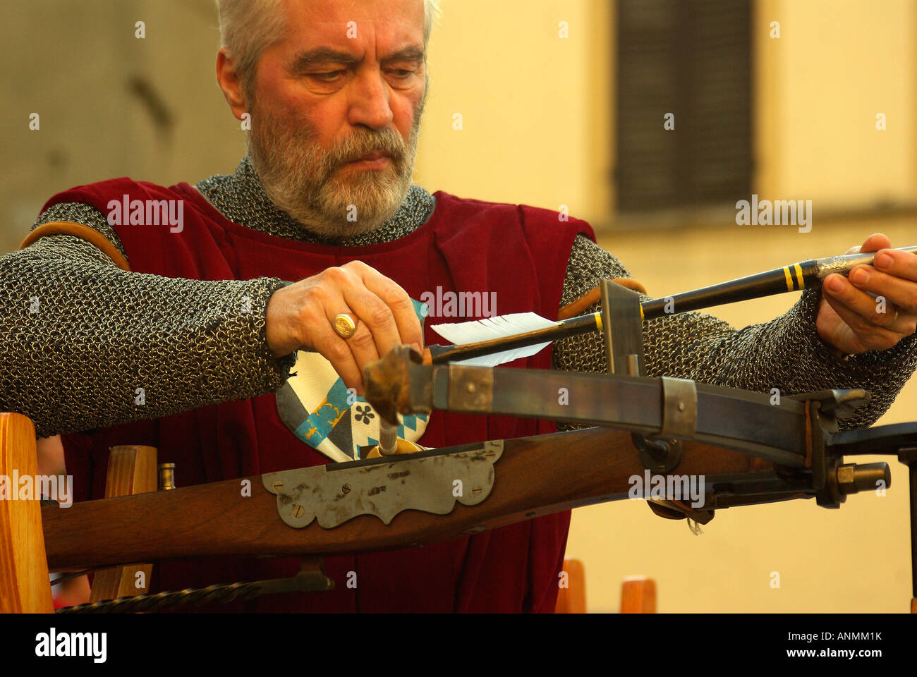 Crossbow italy hi-res stock photography and images - Alamy