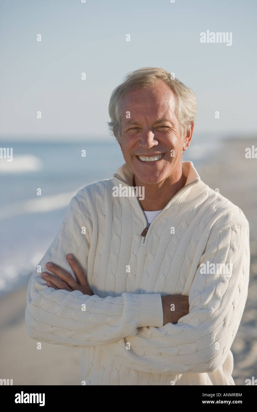 Man with arms crossed Stock Photo - Alamy