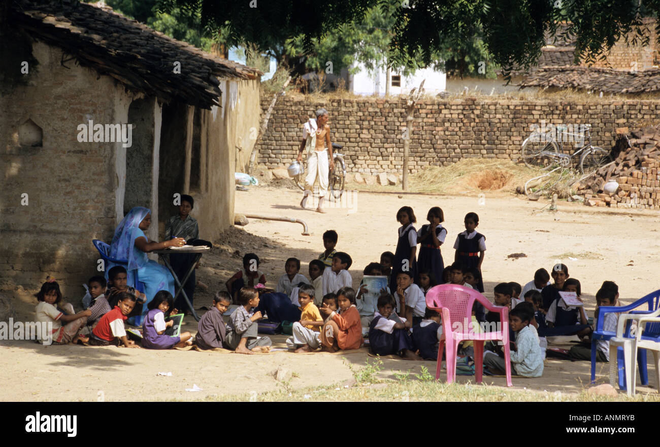 Open air classroom, India Stock Photo - Alamy