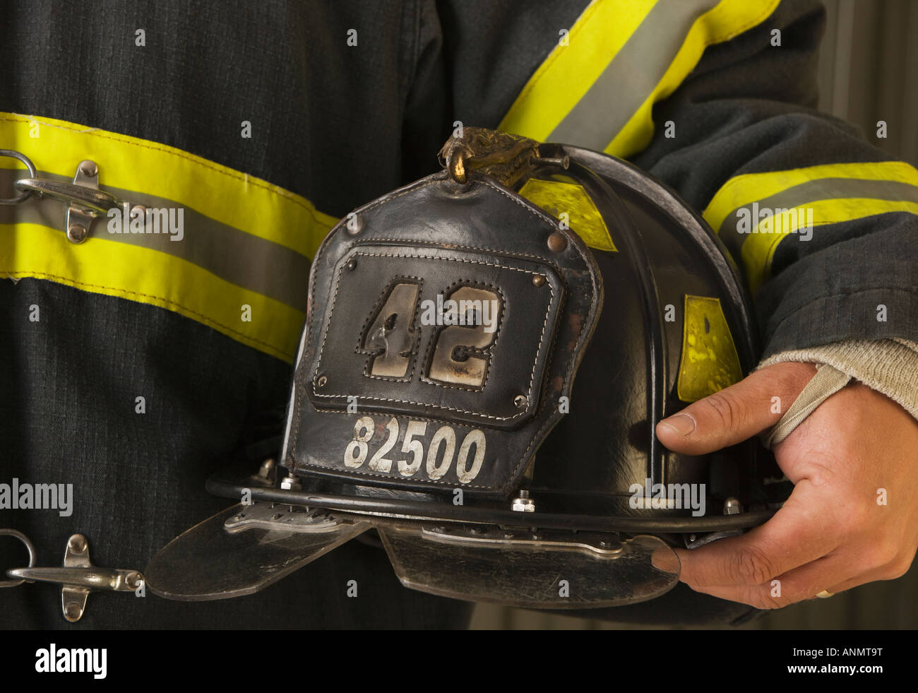 Firefighter hand hi-res stock photography and images - Alamy