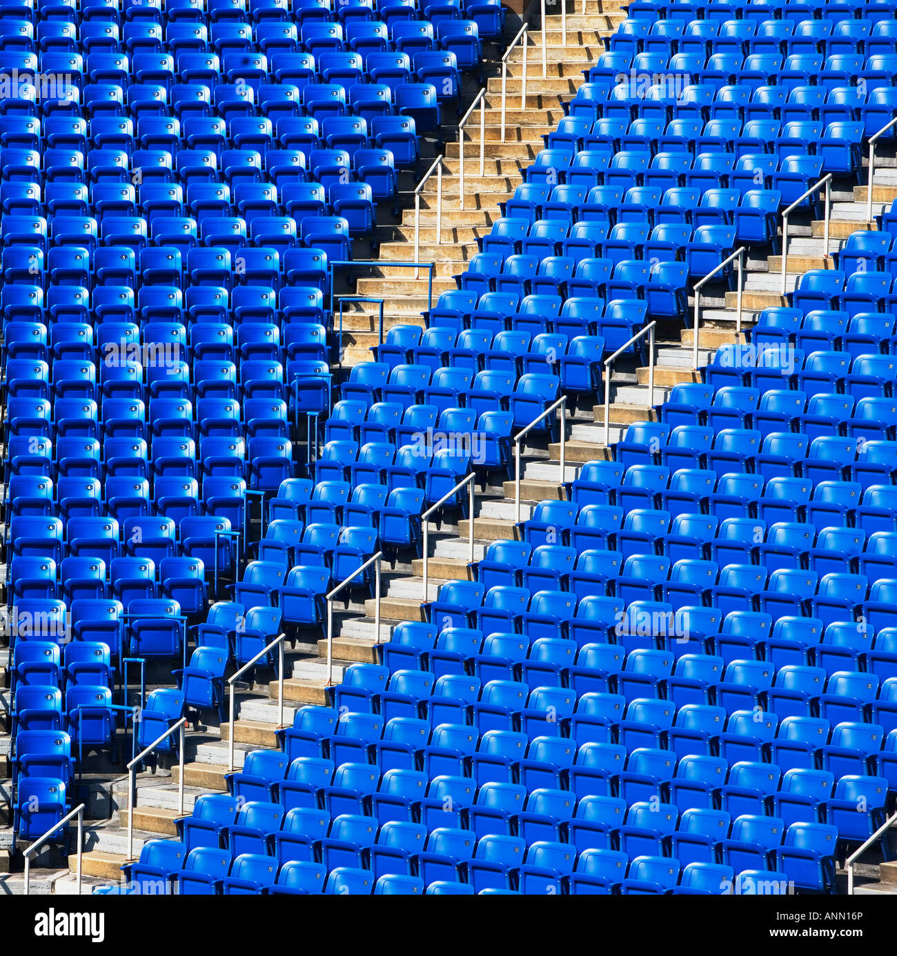 Stadium seating hi-res stock photography and images - Alamy