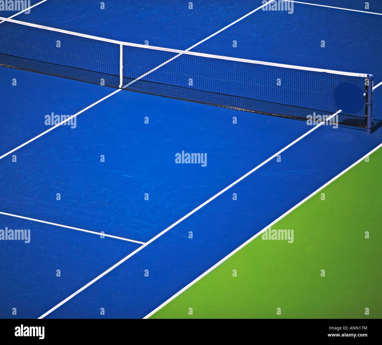 Blue tennis court hi-res stock photography and images - Alamy