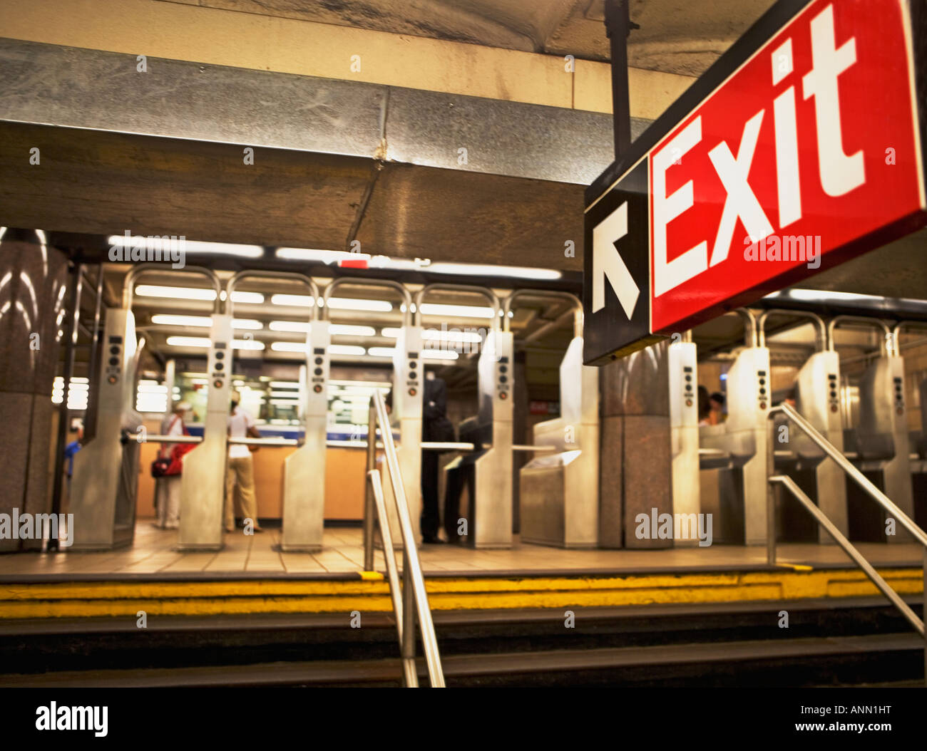 New york subway turnstile hi-res stock photography and images - Alamy