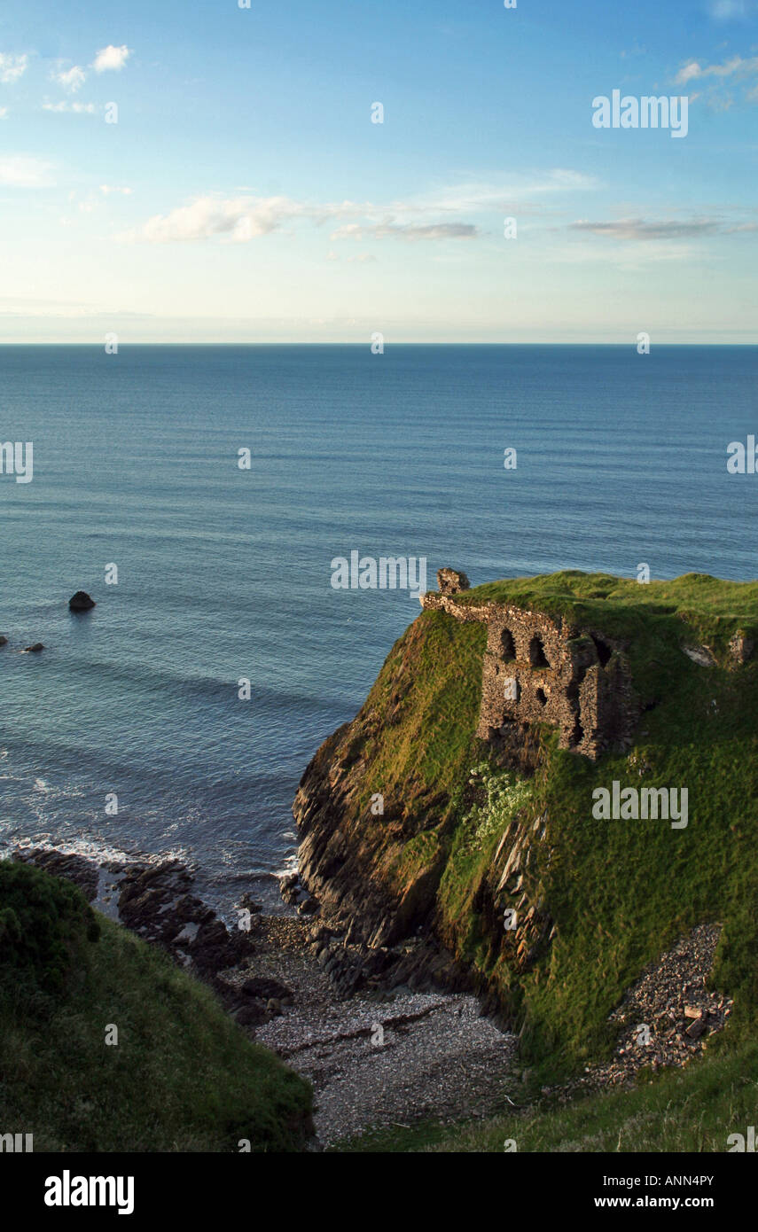 Findlater castle hi-res stock photography and images - Alamy