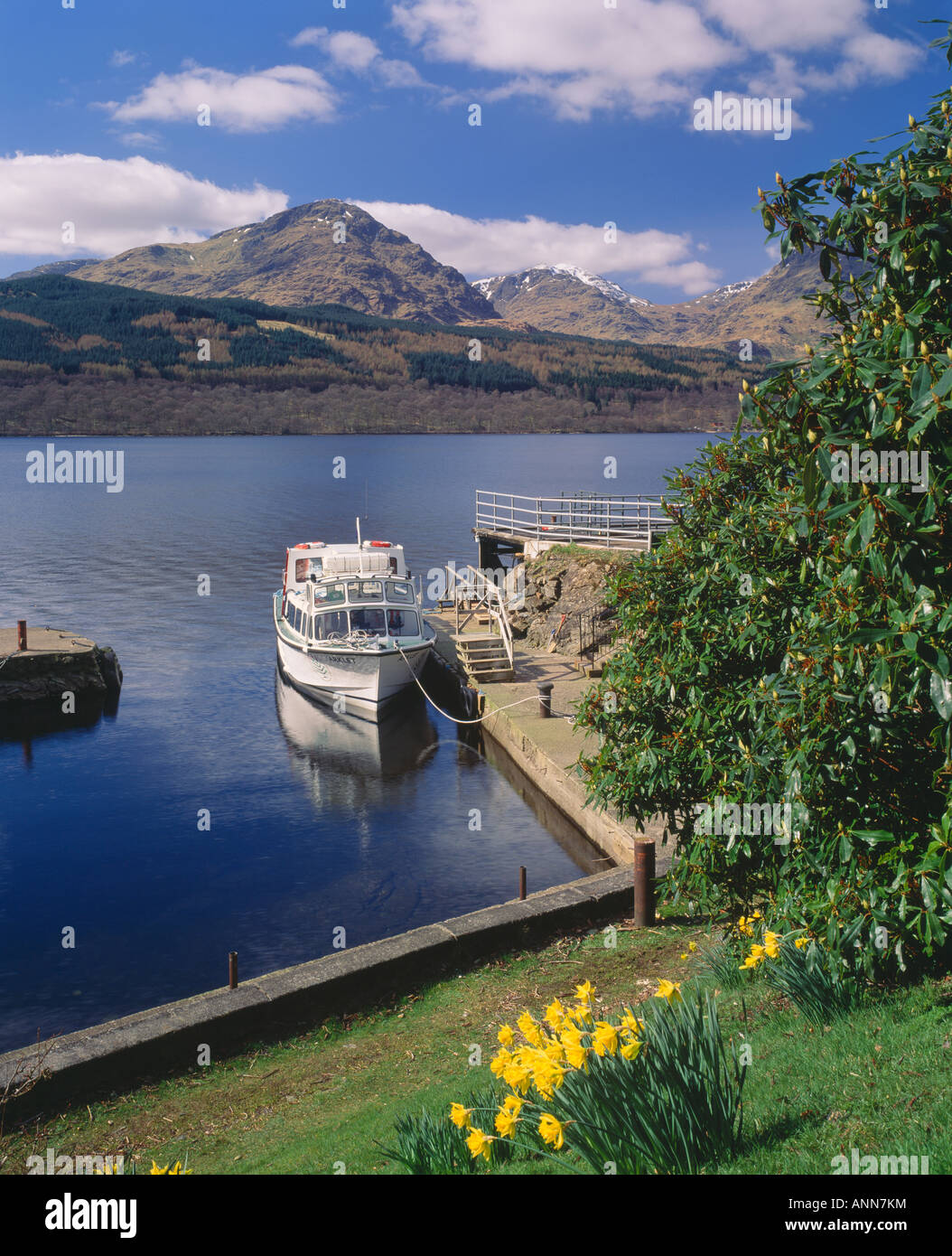 Inversnaid hotel hi-res stock photography and images - Alamy