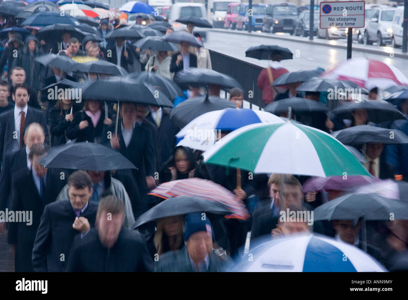 London rain umbrellas bridge hi-res stock photography and images - Alamy