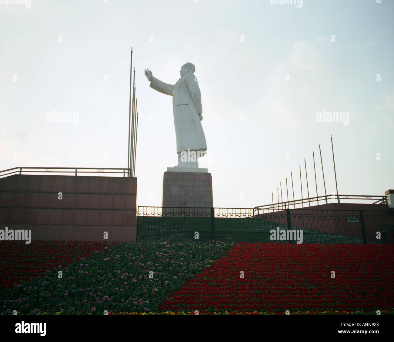 Statue of Mao Zedong in Tianfu Square of Chengdu City, Sichuan Province ...