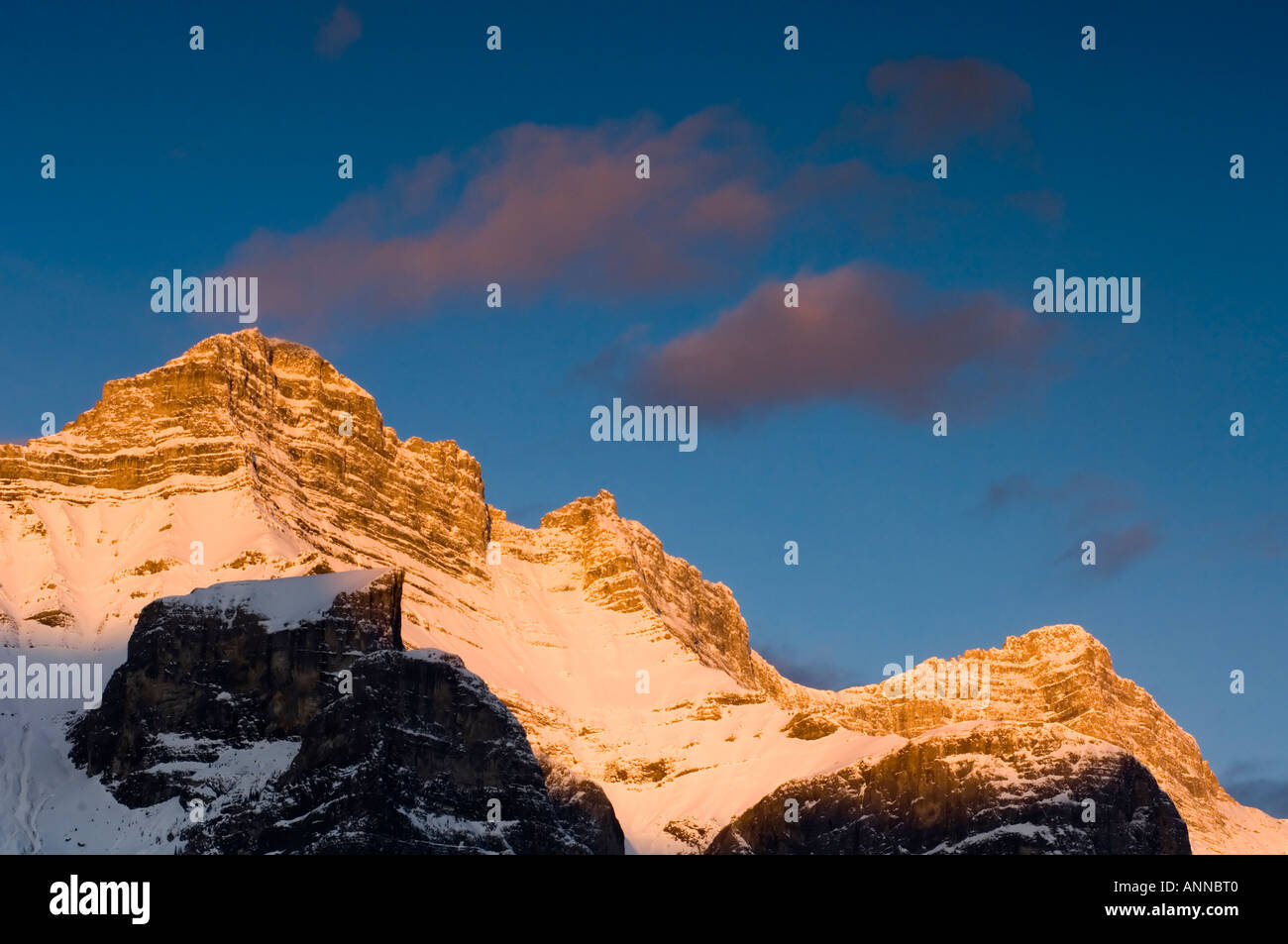 Alberta canada canadian alpine banff beautiful mount rundle hi-res ...