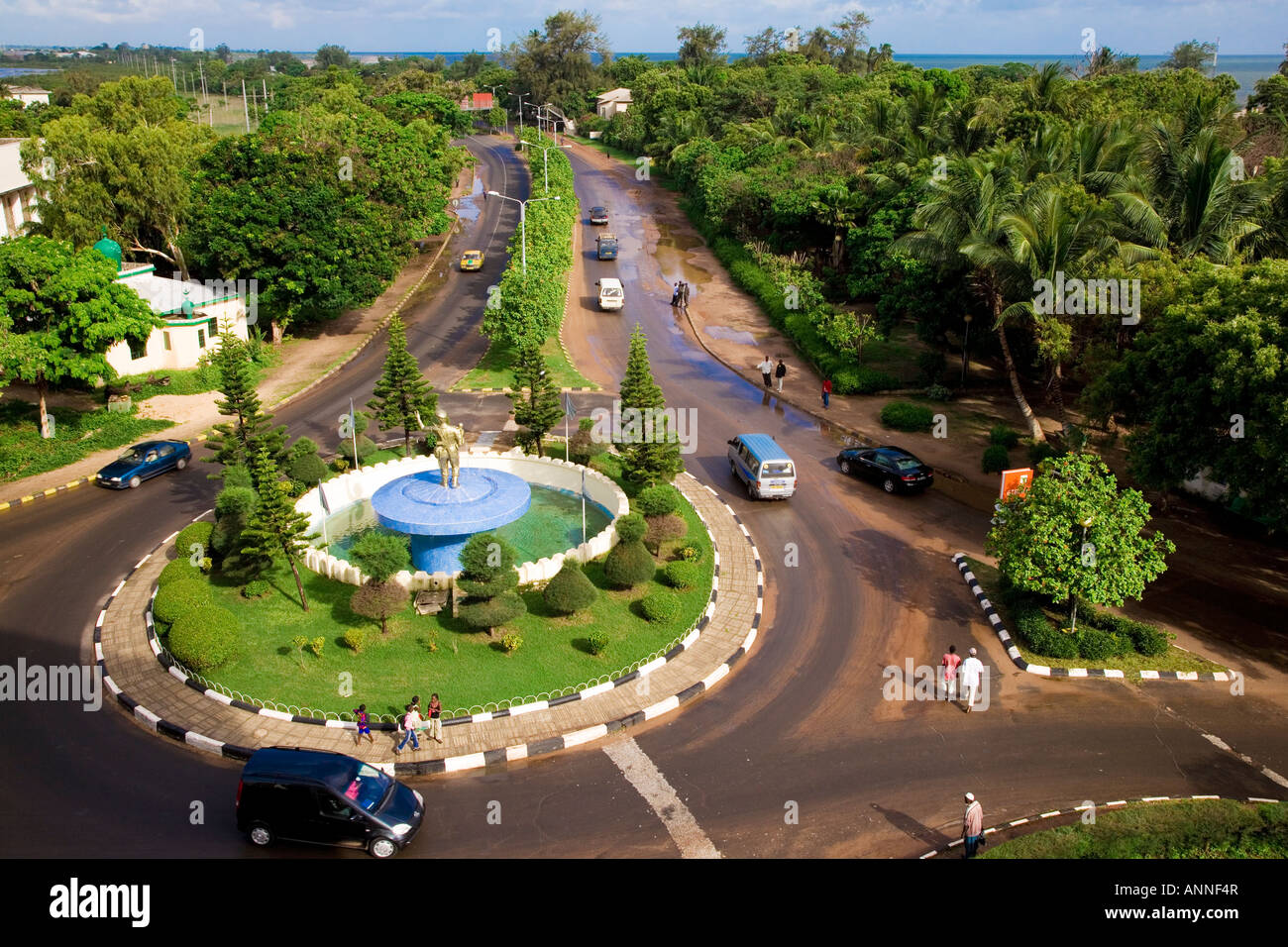 The view from Arch 22 leading to Independence Drive with the statue of ...