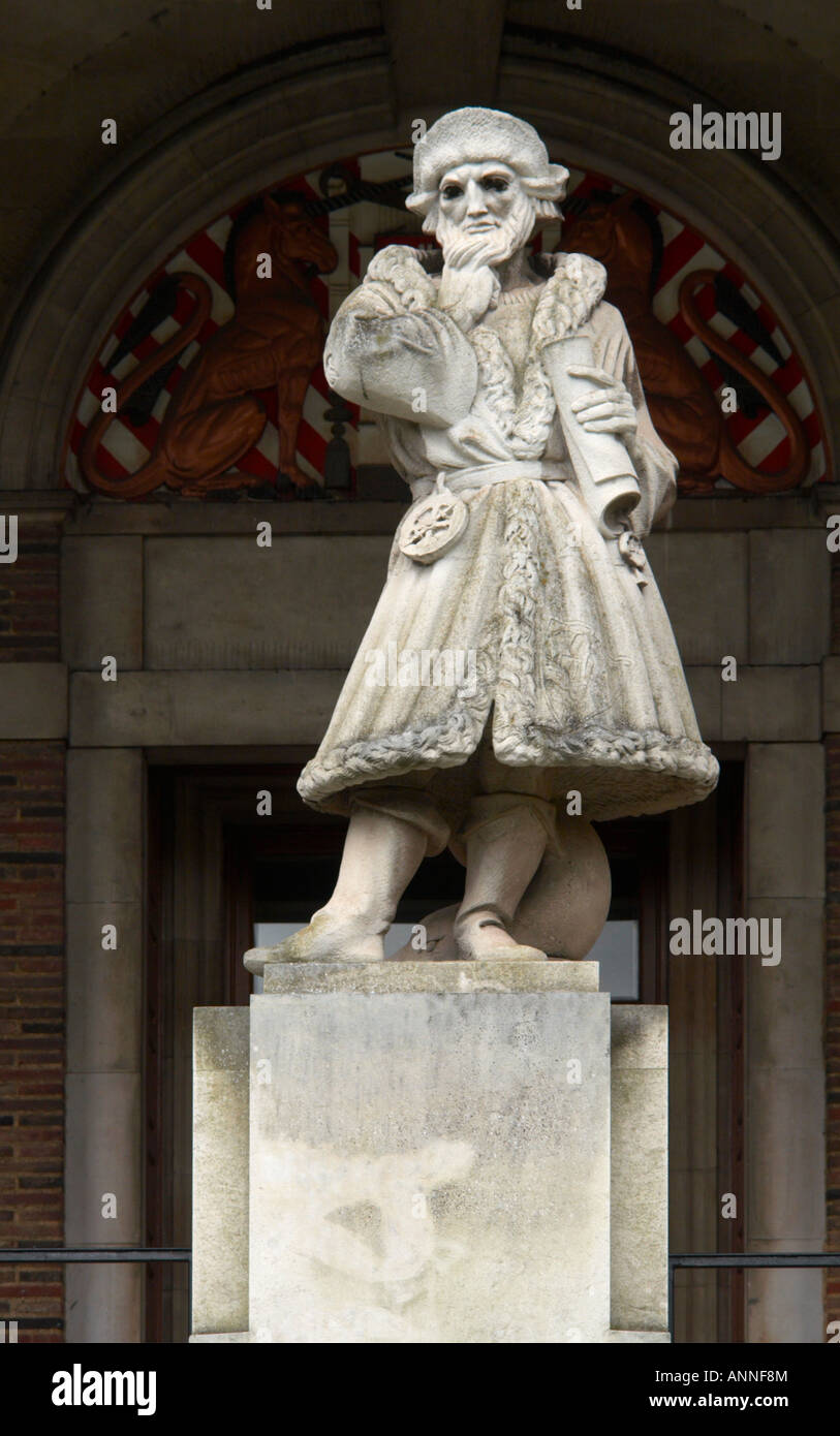 Merchant of bristol hi-res stock photography and images - Alamy