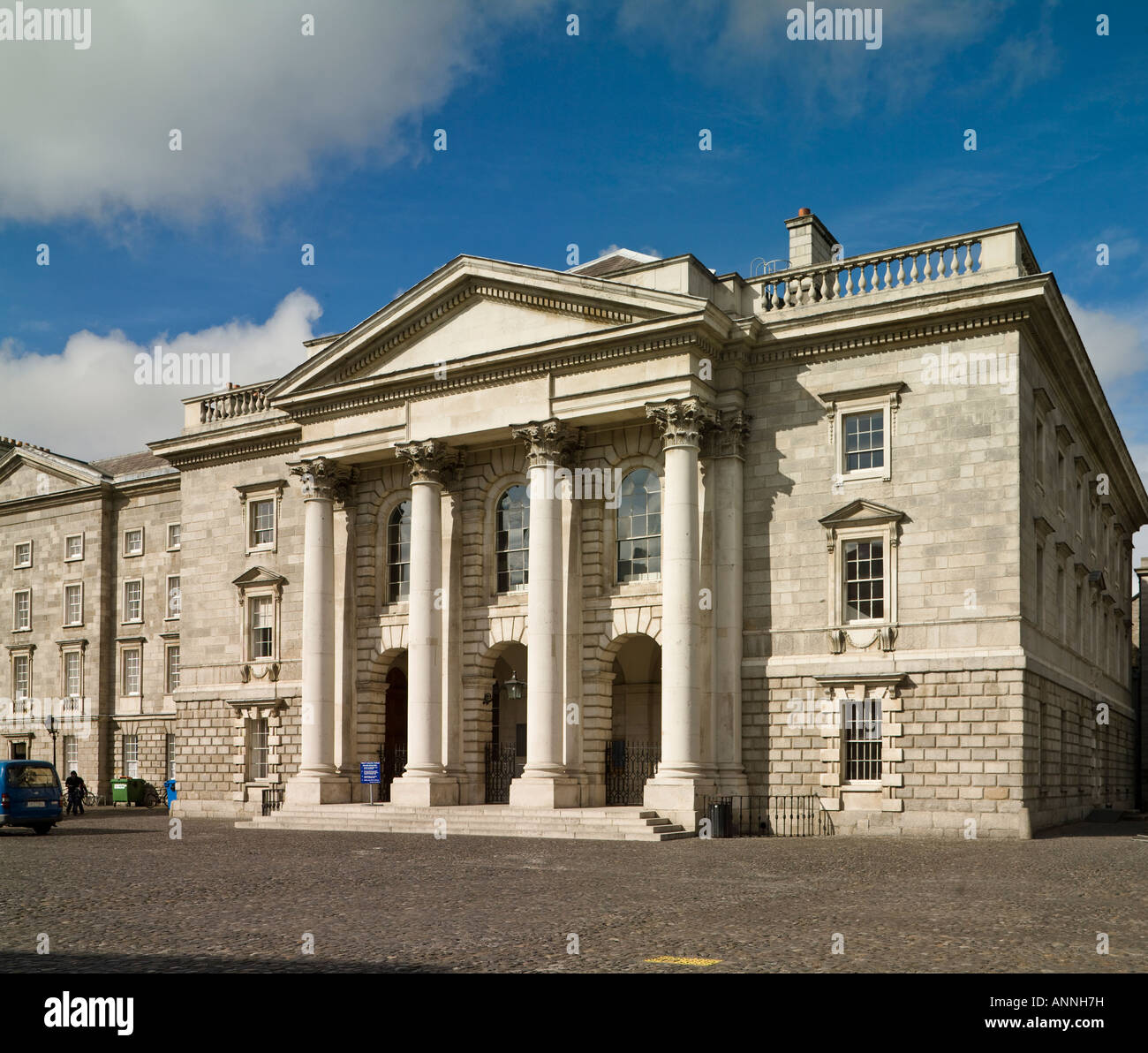 chapel, Parliament Square, Trinity College Dublin Stock Photo - Alamy